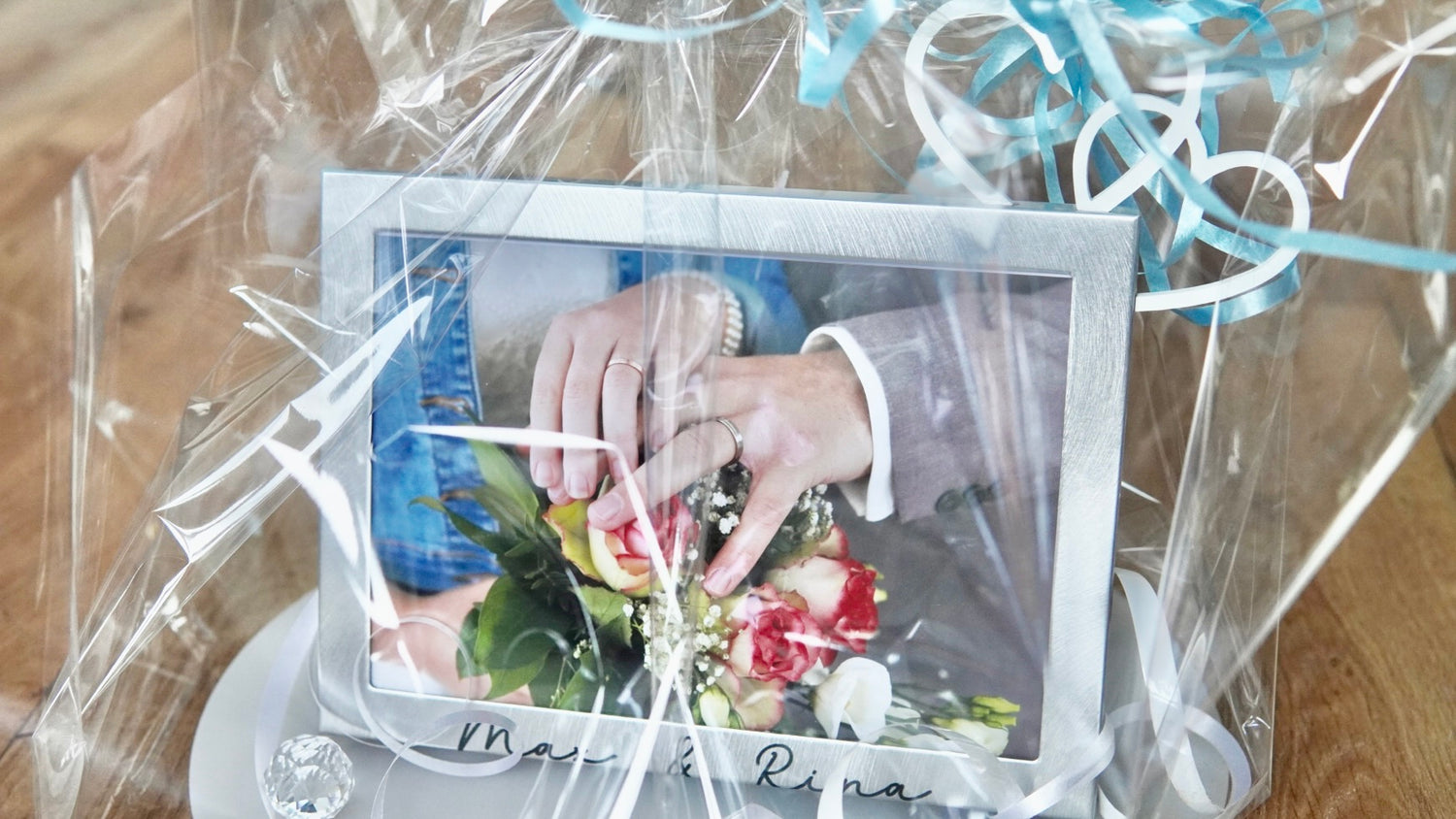 Verwunderlich Bilderrahmen Als Geschenk Verpacken Ebenbild